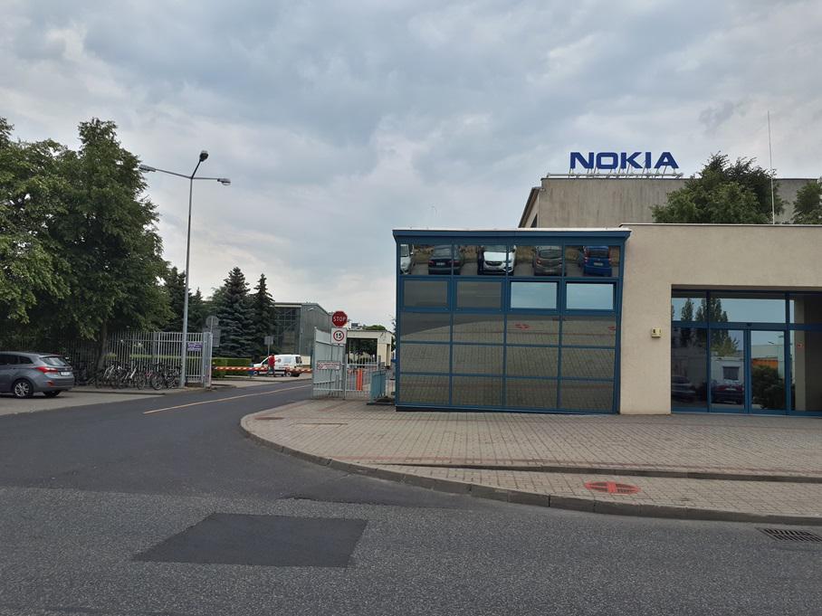 Atrakcyjna działka po biurach, fabryce i magazynach Nokii na sprzedaż ...