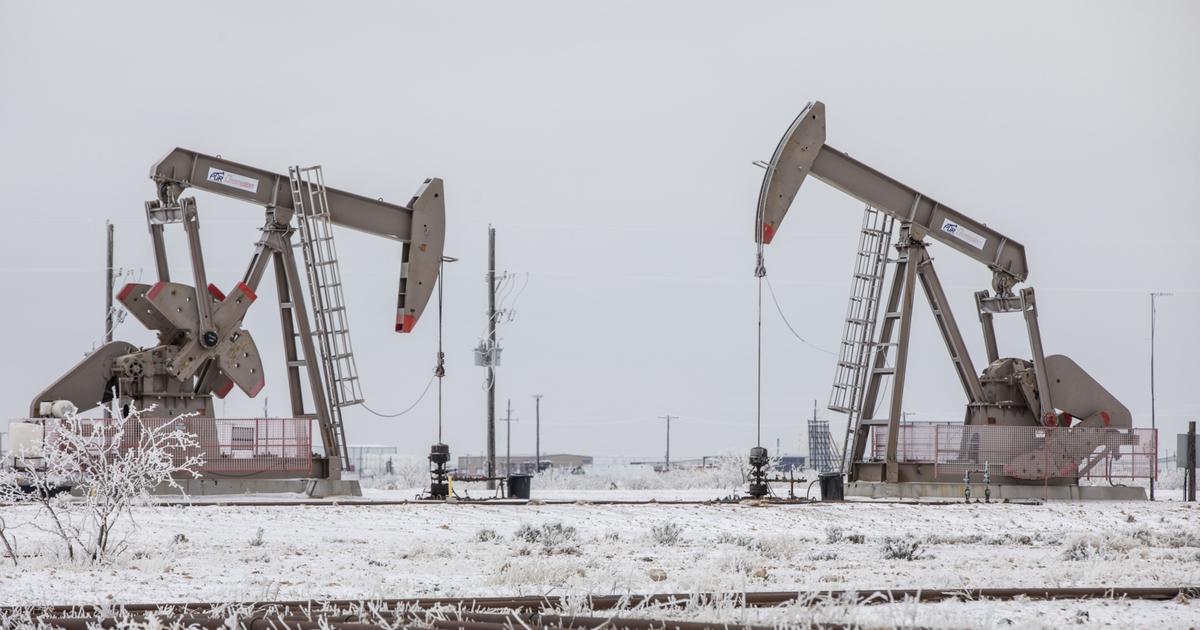 Wydobycie ropy w USA spadło o 27 proc. - Puls Biznesu - pb.pl