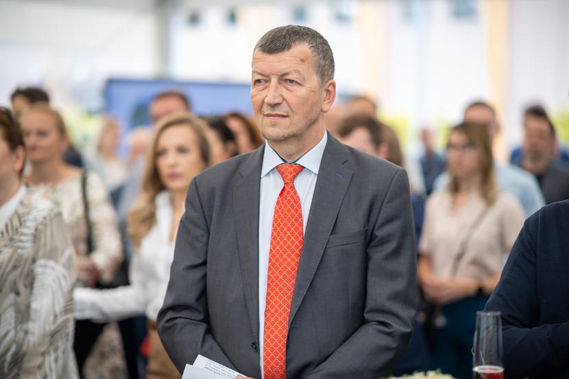 Paged przeskoczył miliard - Puls Biznesu - pb.pl Paged przeskoczył miliard - Puls Biznesu - pb.pl